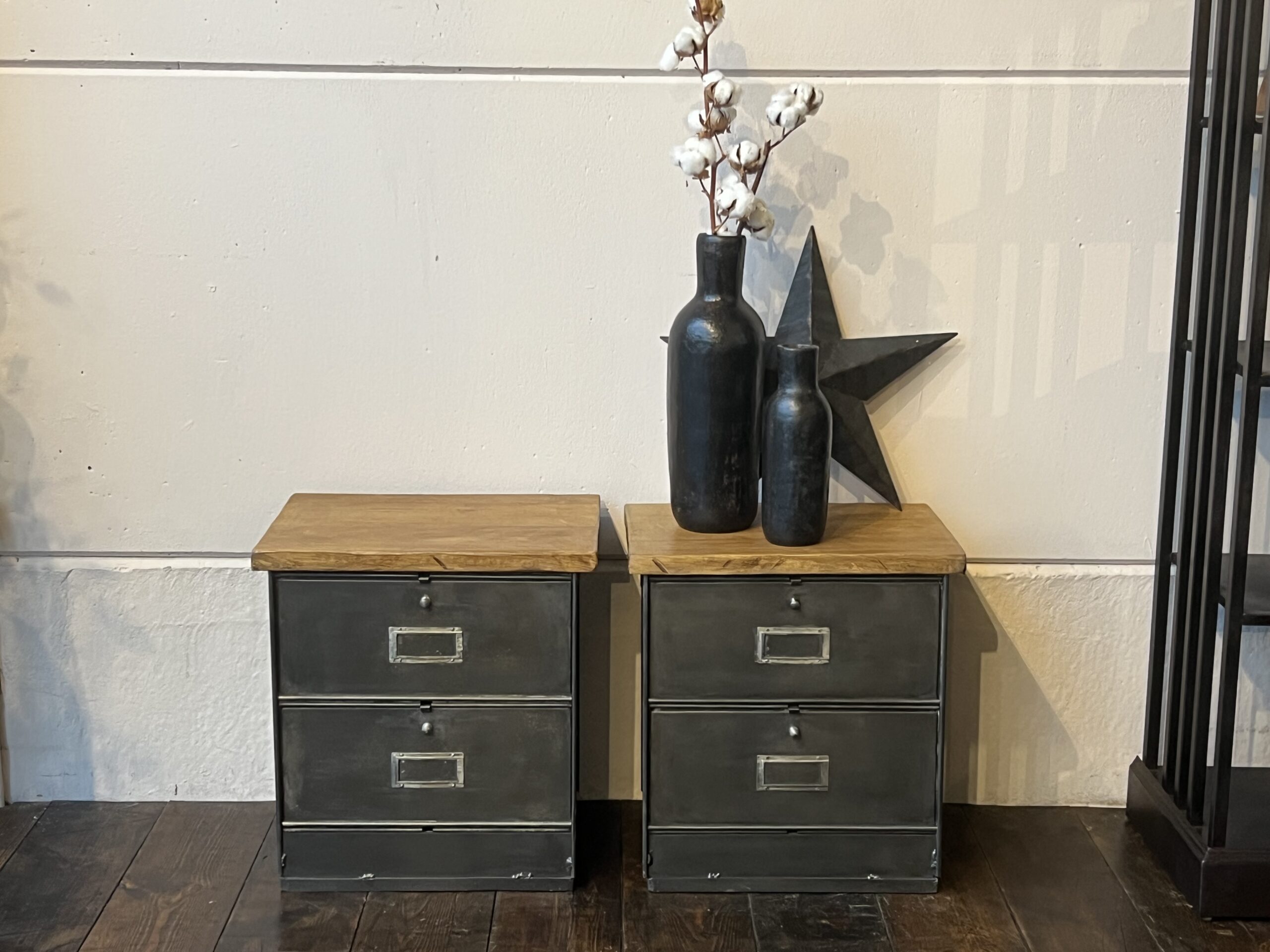 Table de chevet industrielle - Omachido